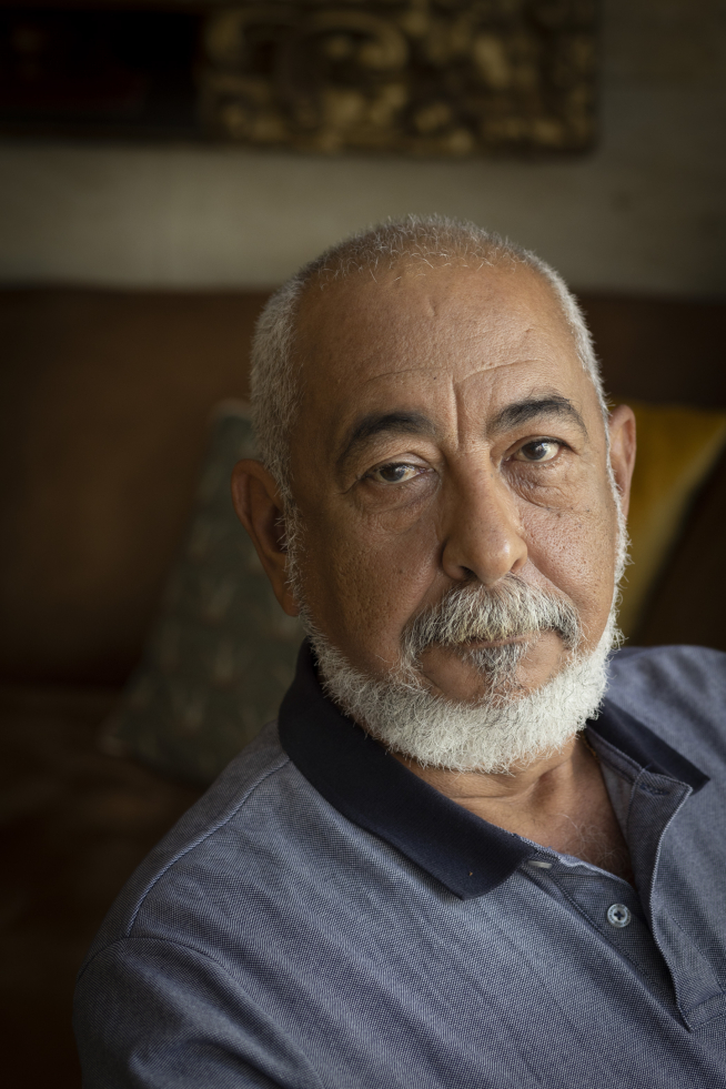 El pasado que te espera: una lectura de ‘Personas decentes’ de Leonardo ...