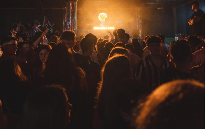Las 10 discotecas de moda de Zaragoza para bailar hasta las 7 de la mañana