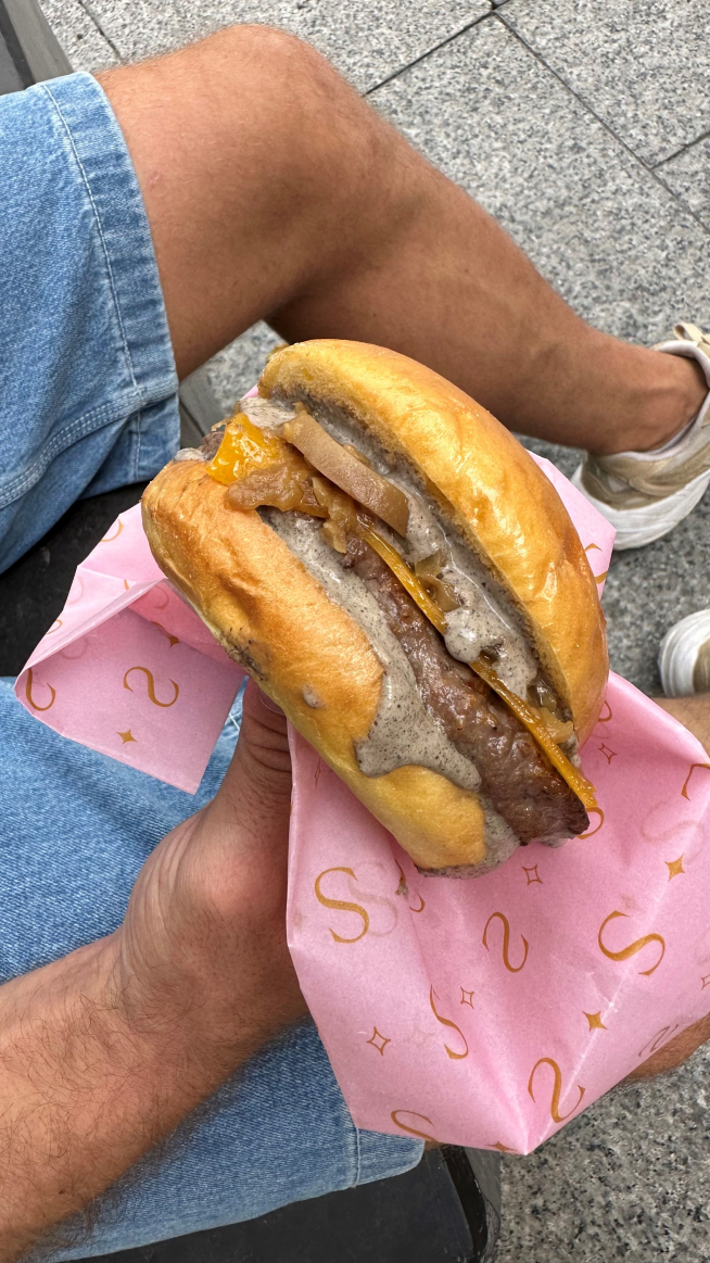 Las hamburguesas de El Salseo pueden comerse también en bares de Zaragoza