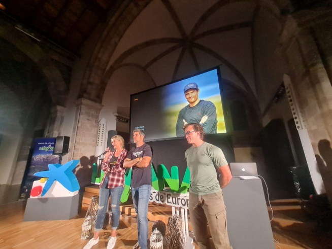 Último homenaje póstumo al 'hombre pájaro' Álex Villar en el Pirineo ...