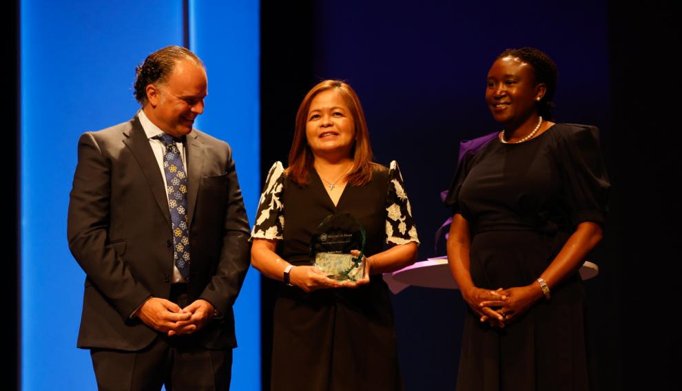 Regina Reyes, Diana Moukalled y Faith Zaba, premiadas por "inspirar" el ...