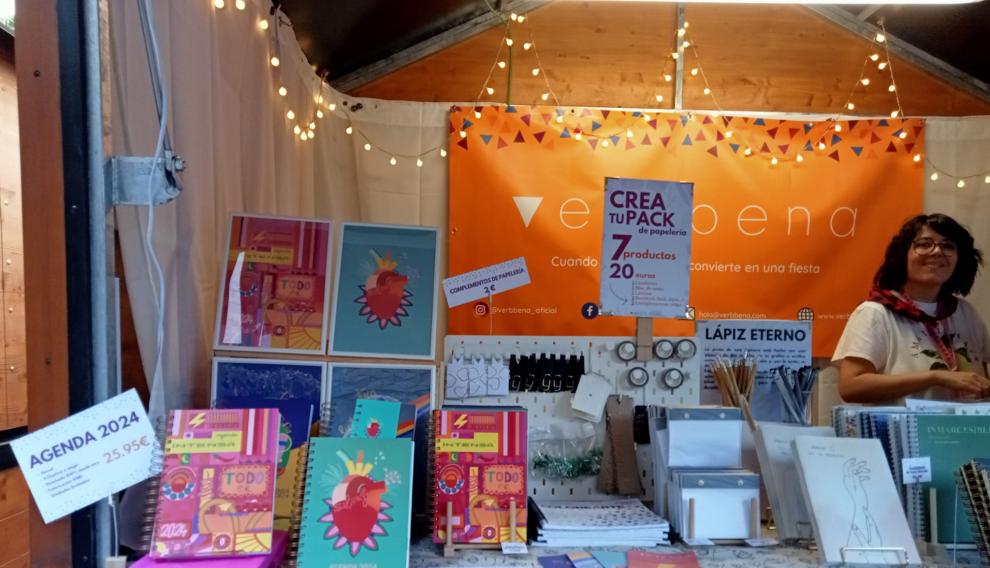 De los 'hippies' a las marcas locales: así han cambiado los puestos en las fiestas