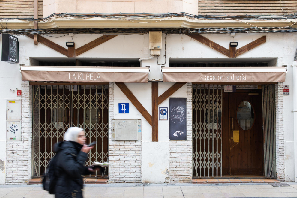Fotos | Cierra la sidrería La Kupela de Zaragoza | Imágenes