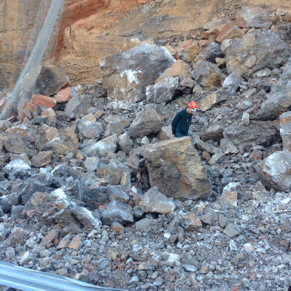 Desprendimiento de rocas en Monrepós | Imágenes