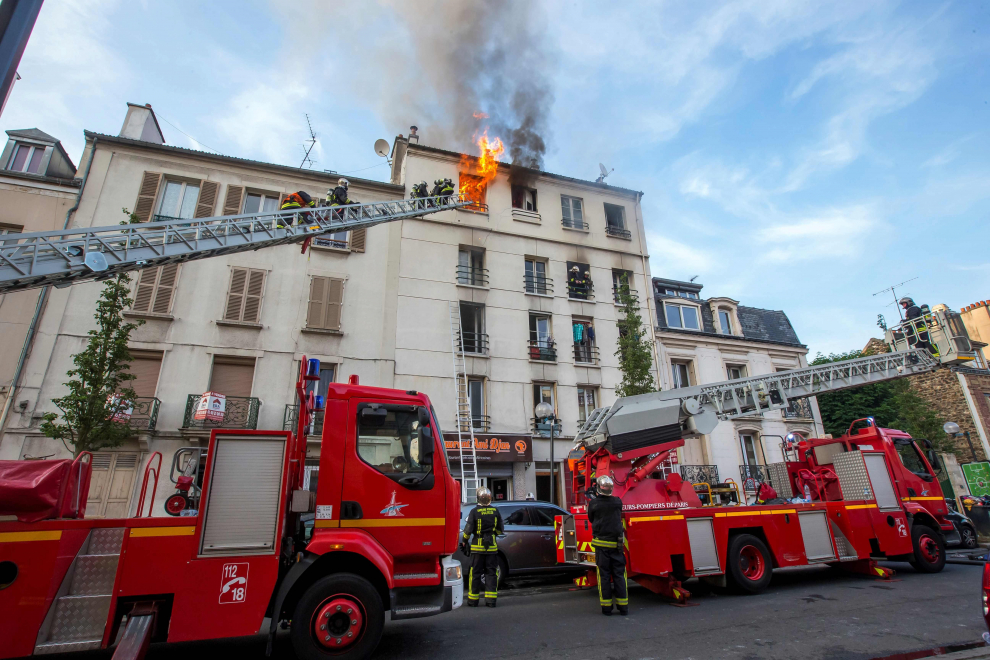 Fotos: Incendio a las afueras de París | Imágenes