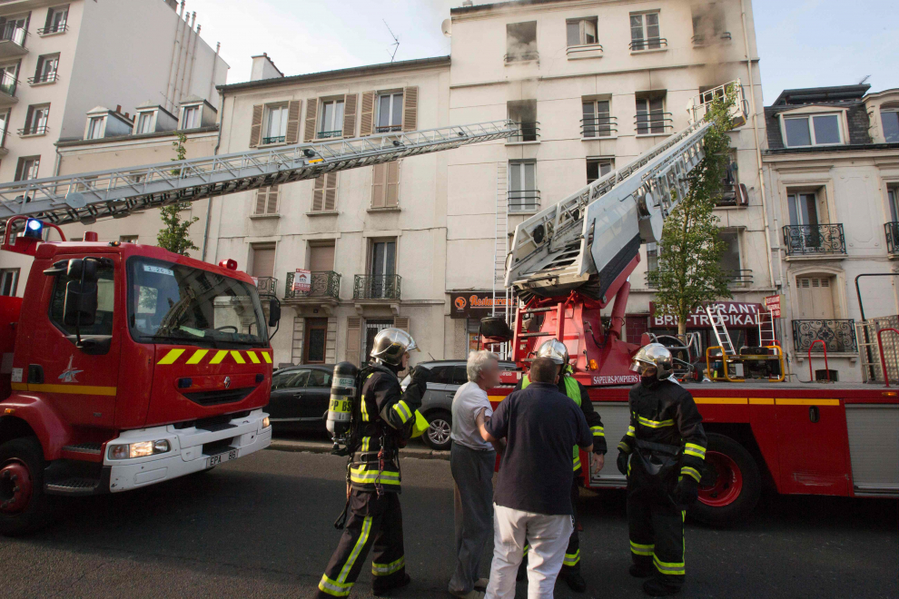 Fotos: Incendio a las afueras de París | Imágenes