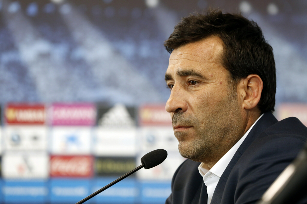 Presentación de Raúl Agné, nuevo entrenador del Real Zaragoza | Imágenes