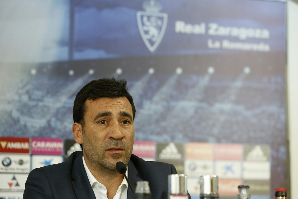 Presentación de Raúl Agné, nuevo entrenador del Real Zaragoza | Imágenes