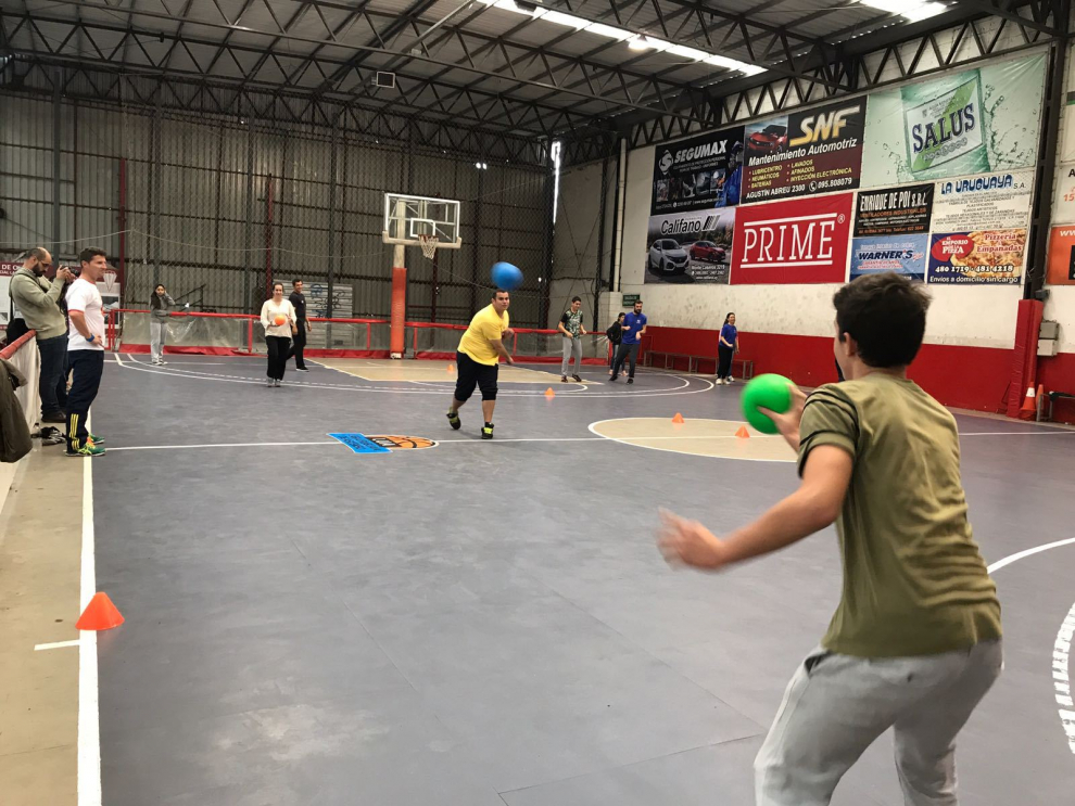 El datchball, promocionado en Uruguay