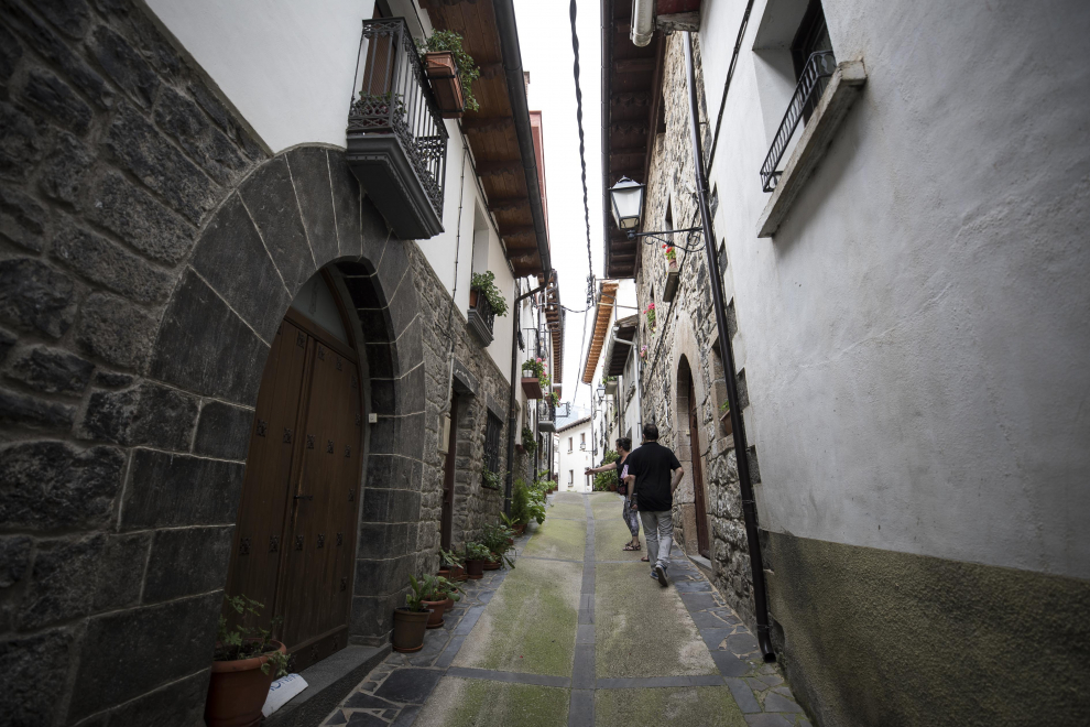 Salvatierra de Esca, en imágenes