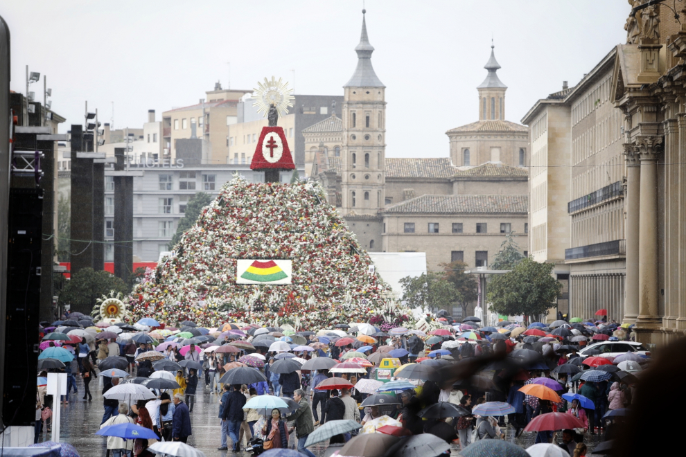 La lluvia cierra las Fiestas del Pilar