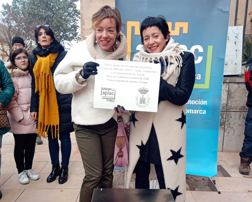 Fotos: La cápsula del tiempo de Ayerbe | Imágenes