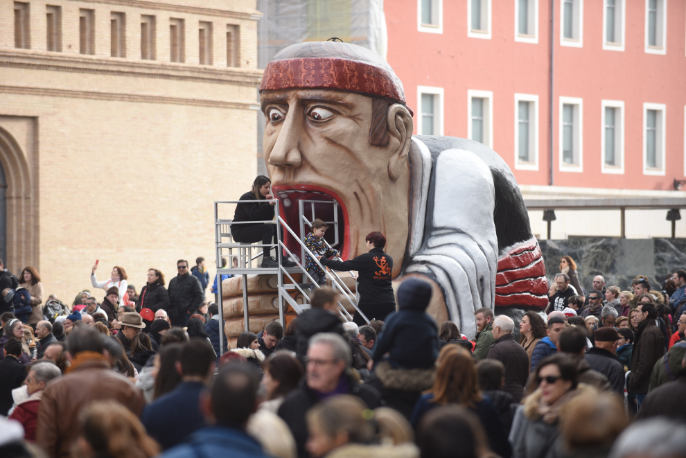 Fotos de los Gigantes y Cabezudos en el día de San Valero en zaragoza