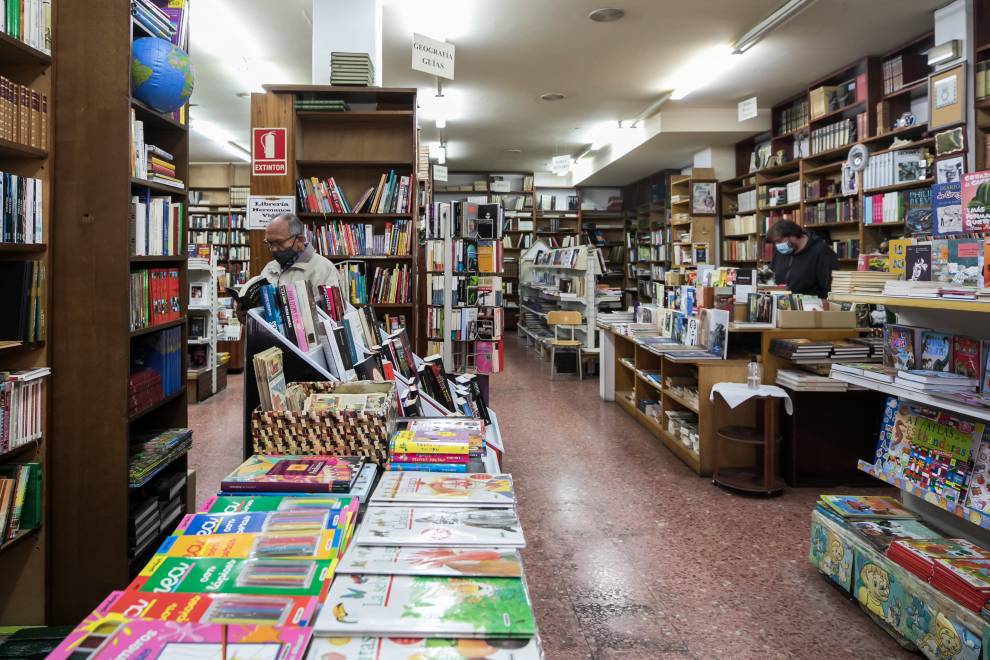 Fotos: Fotos de las librerías de Zaragoza y el incremento del interés ...