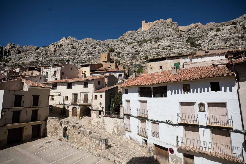 Fotos de Castellote, el pueblo de Teruel que se esconde en un ...