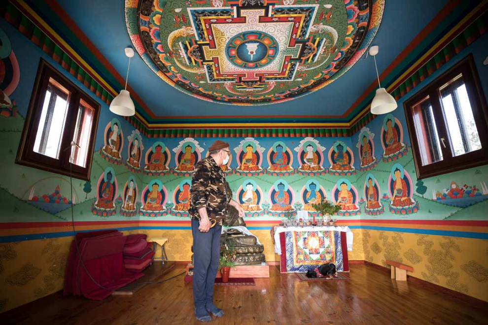 Fotos del centro budista Dag Shang Kagyu de Panillo en 'Aragón es ...