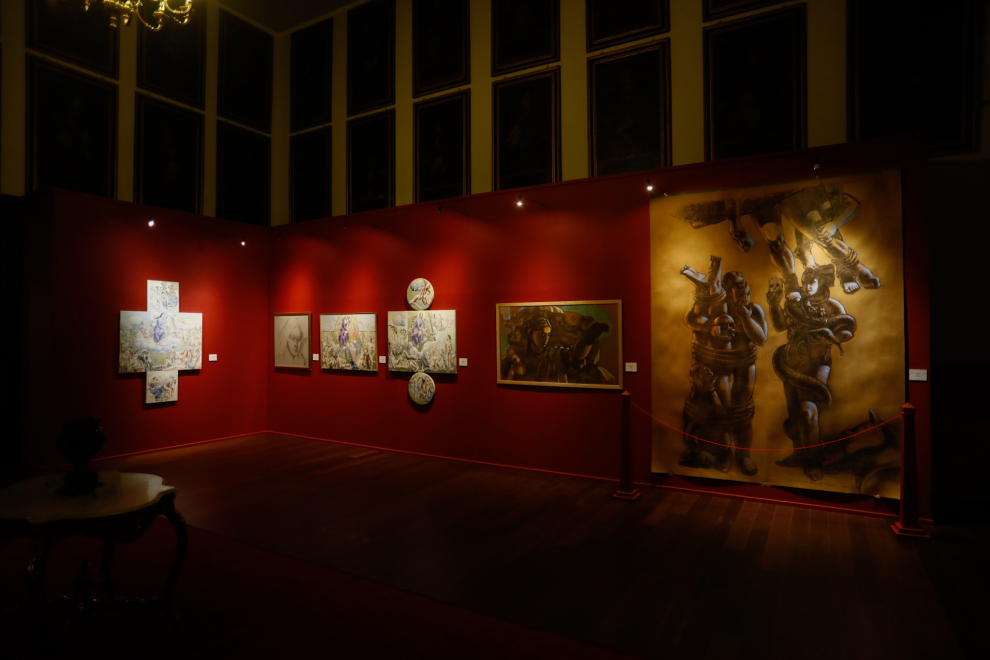 Alma Mater Museum presenta la exposición 'Utopía y realidad' | En imágenes