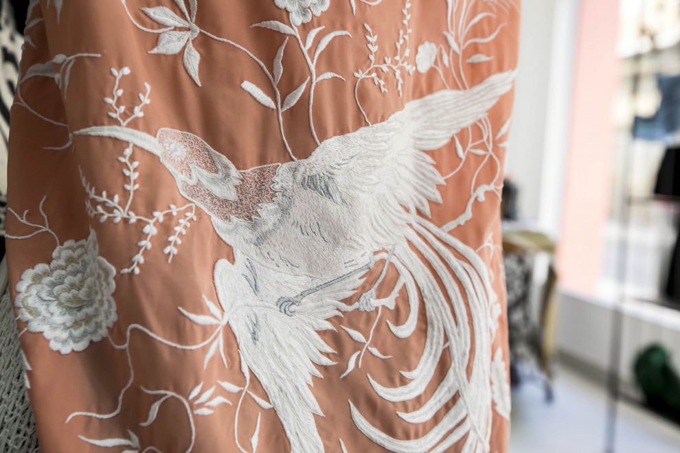 Así se hace un mantón artesanal de baturra en fotos | Imágenes