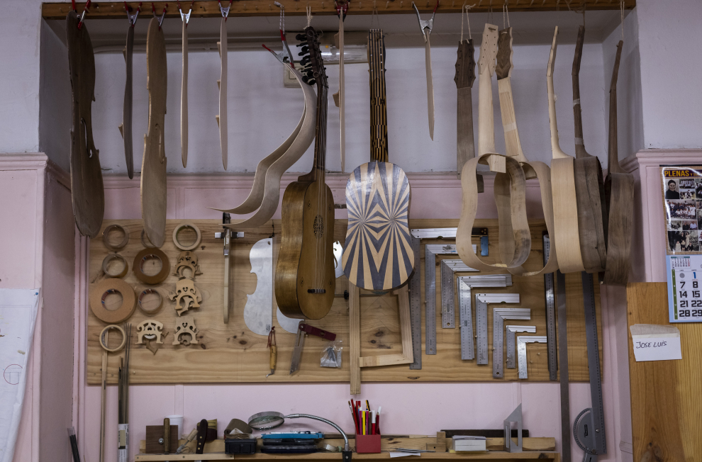 Imágenes de la Escuela de Violeros de Zaragoza, que lleva siete cursos ...