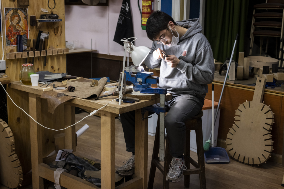 Imágenes de la Escuela de Violeros de Zaragoza, que lleva siete cursos ...