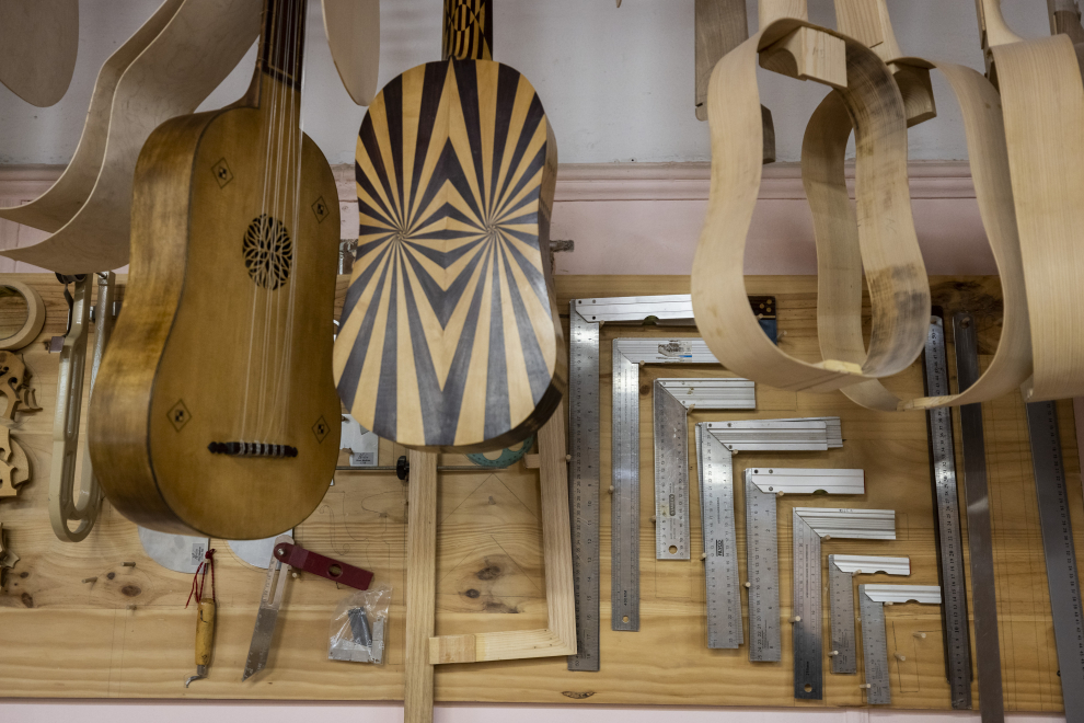 Imágenes de la Escuela de Violeros de Zaragoza, que lleva siete cursos ...