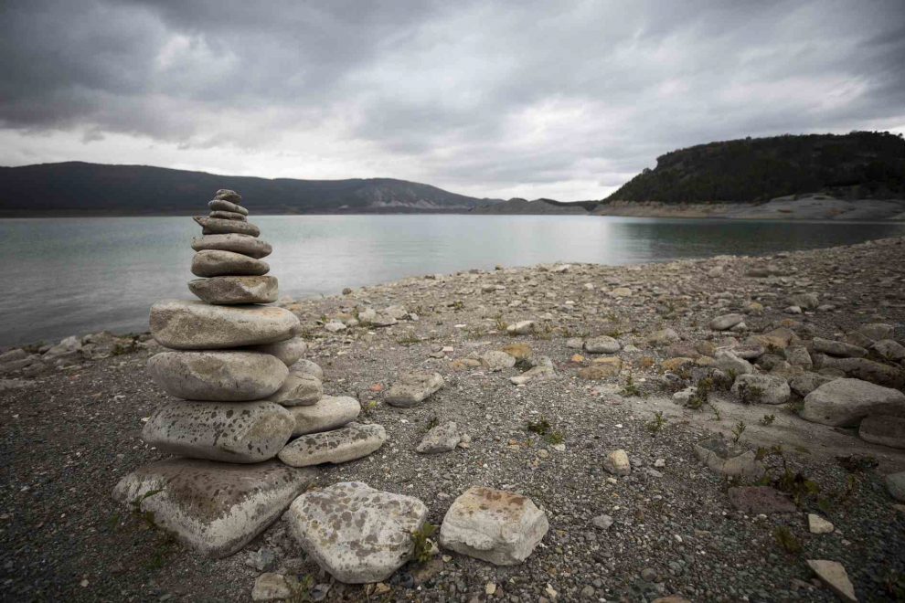 Fotos de las pozas, playas o pantanos de Zaragoza para bañarse | Imágenes