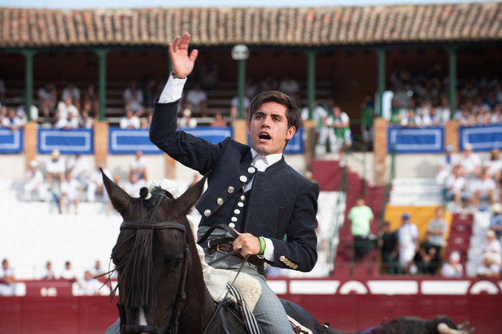 Fotos del regreso de las corridas a la plaza de toros de Tarazona ...