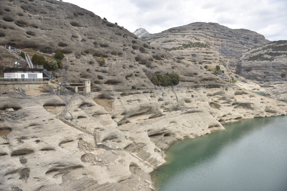 Sequía en el embalse de Vadiello | Imágenes