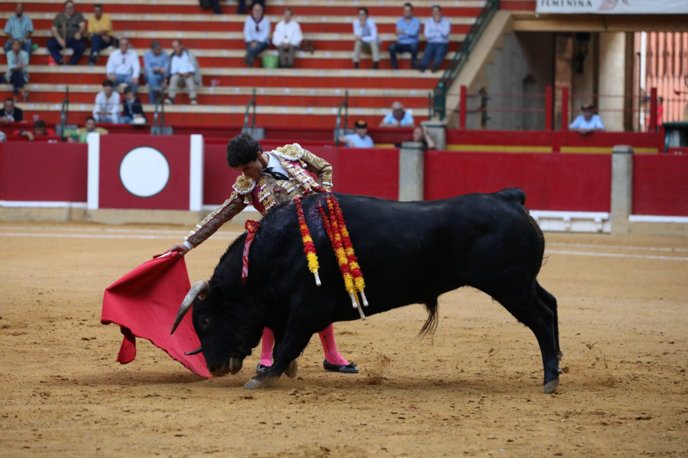 Tercer festejo taurino de las Fiestas del Pilar 2022 | Imágenes
