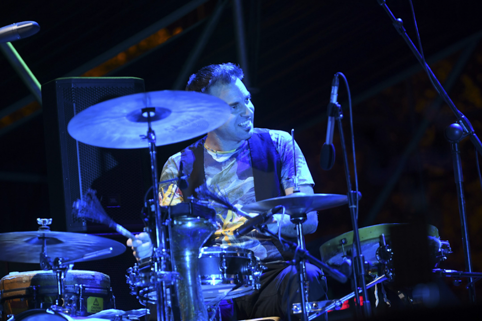 Fotos del concierto de Javier Ruibal y Uxia en las Fiestas del Pilar ...