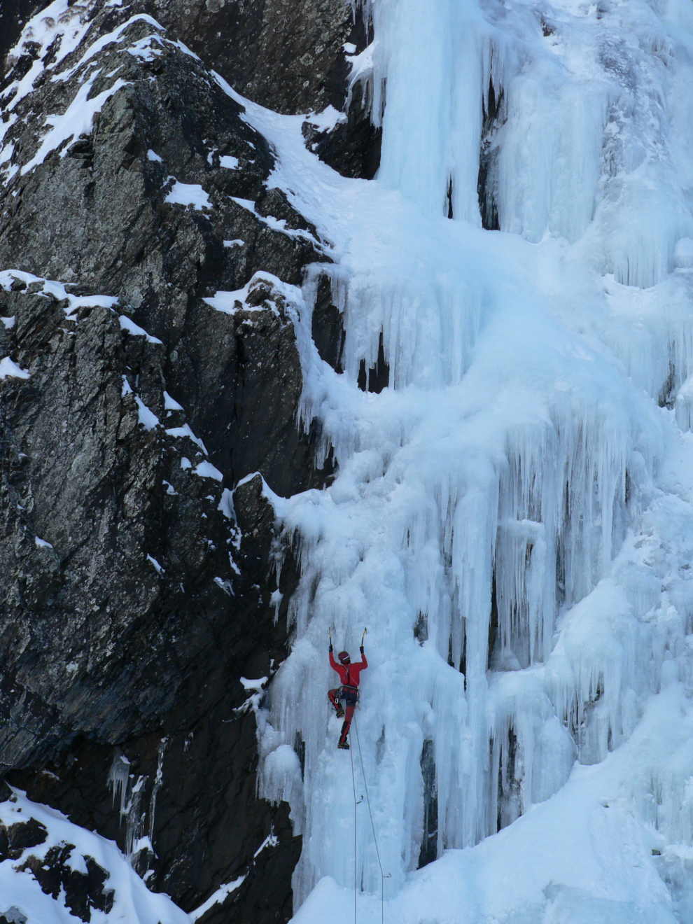 Imágenes del refugio de Pineta y su entorno