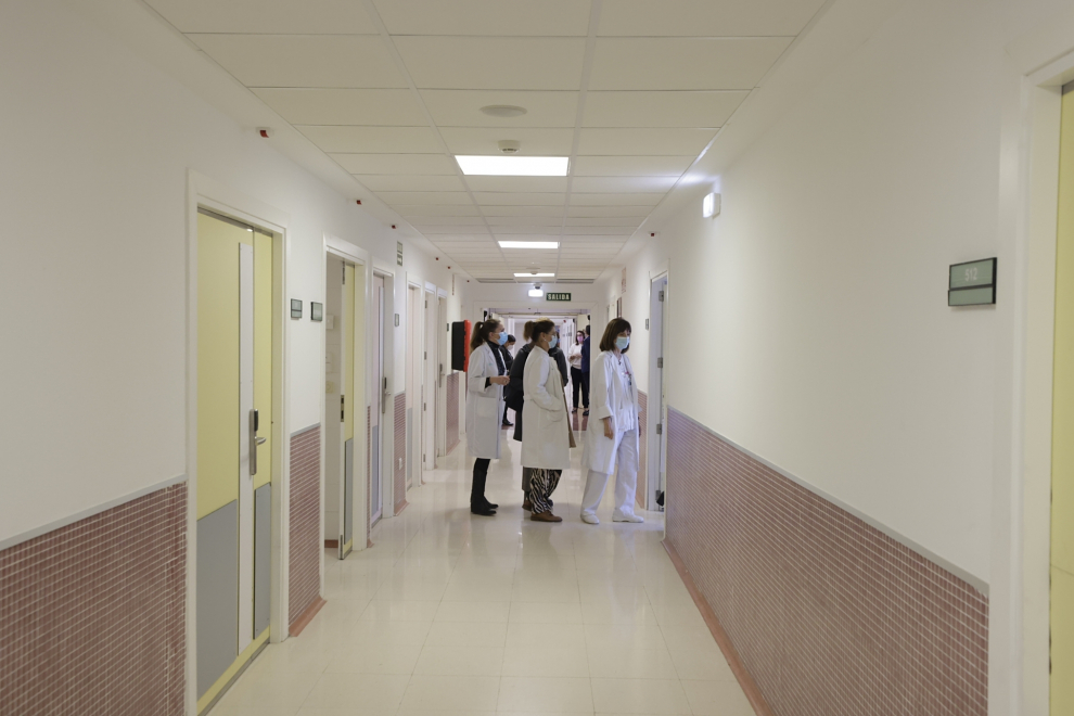 Fotos: Sira Repollés inaugura la nueva planta de Psiquiatría Royo ...