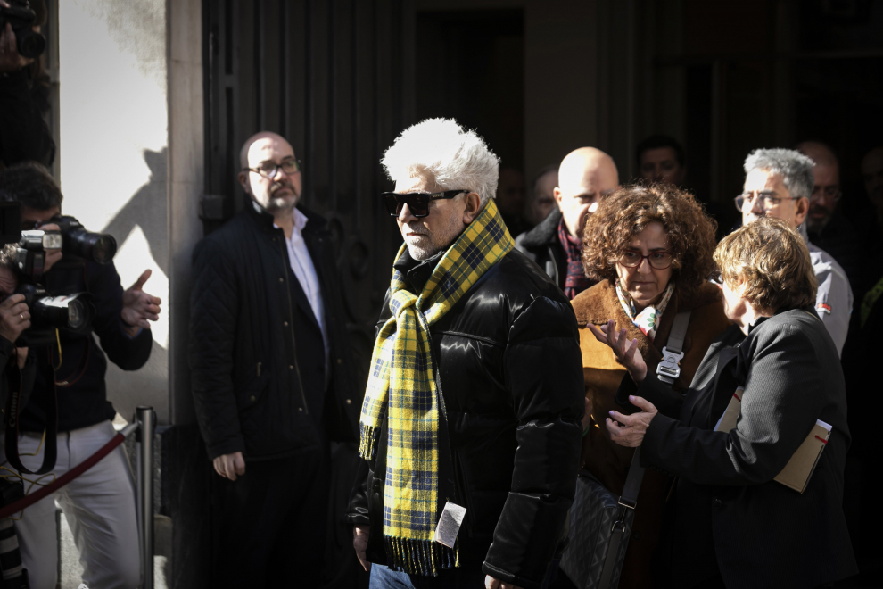 Fotos de la capilla ardiente de Carlos Saura en la Academia de Cine de Madrid | Imágenes