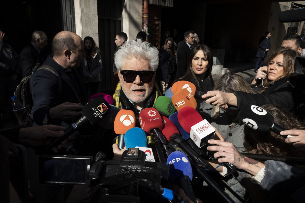 Fotos de la capilla ardiente de Carlos Saura en la Academia de Cine de Madrid | Imágenes