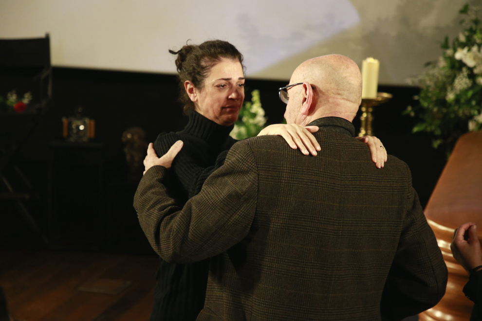 Fotos de la capilla ardiente de Carlos Saura en la Academia de Cine de Madrid | Imágenes