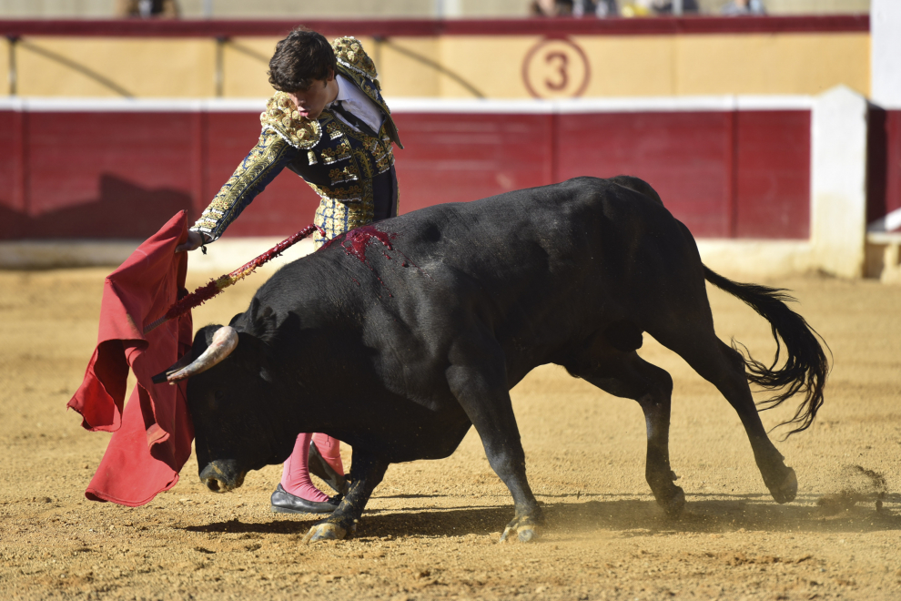 Fotos del primer festejo taurino de la temporada 2023 en Aragón | Imágenes