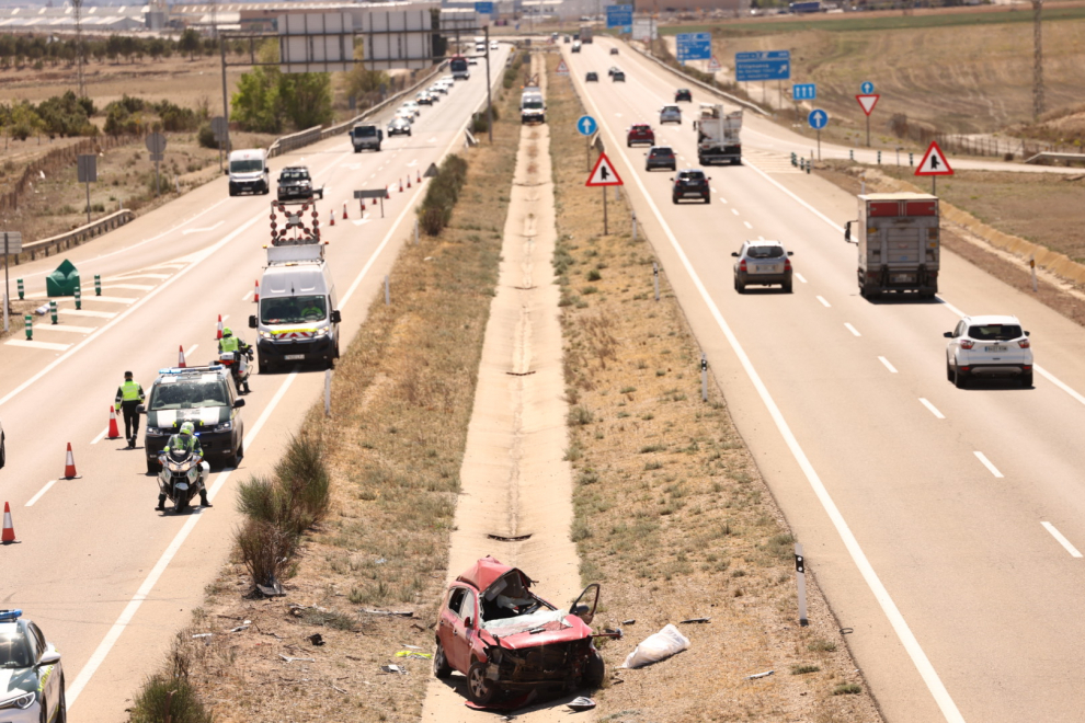 Accidente de tráfico en Villanueva de Gállego con una mujer muerta y un ...