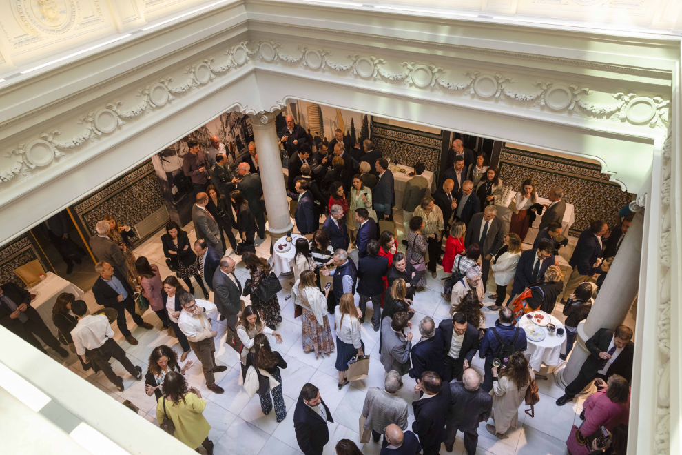 Fotos:Grupo San Valero de Zaragoza reconoce en su 70 aniversario a más ...