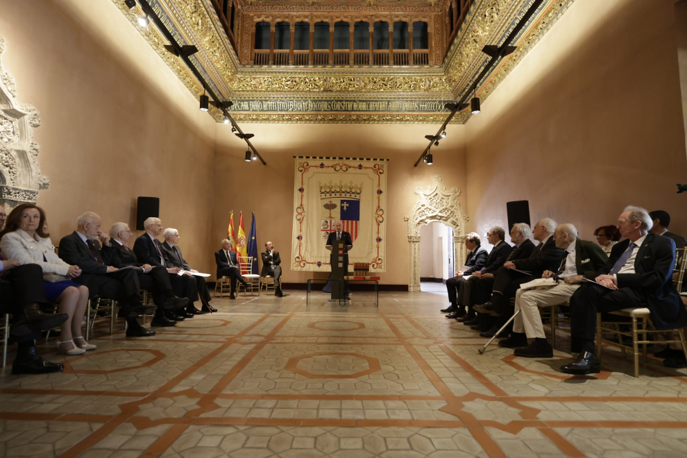 Fotos de la reunión de la RAE en la Aljafería de Zaragoza | Imágenes