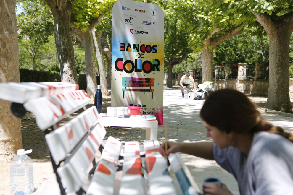 La jornada de arte urbano 'Bancos con color' pone en valor a los ...