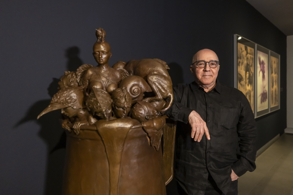 Fotos de la exposición 'Divertimentos del artista cubano Roberto Fabelo ...