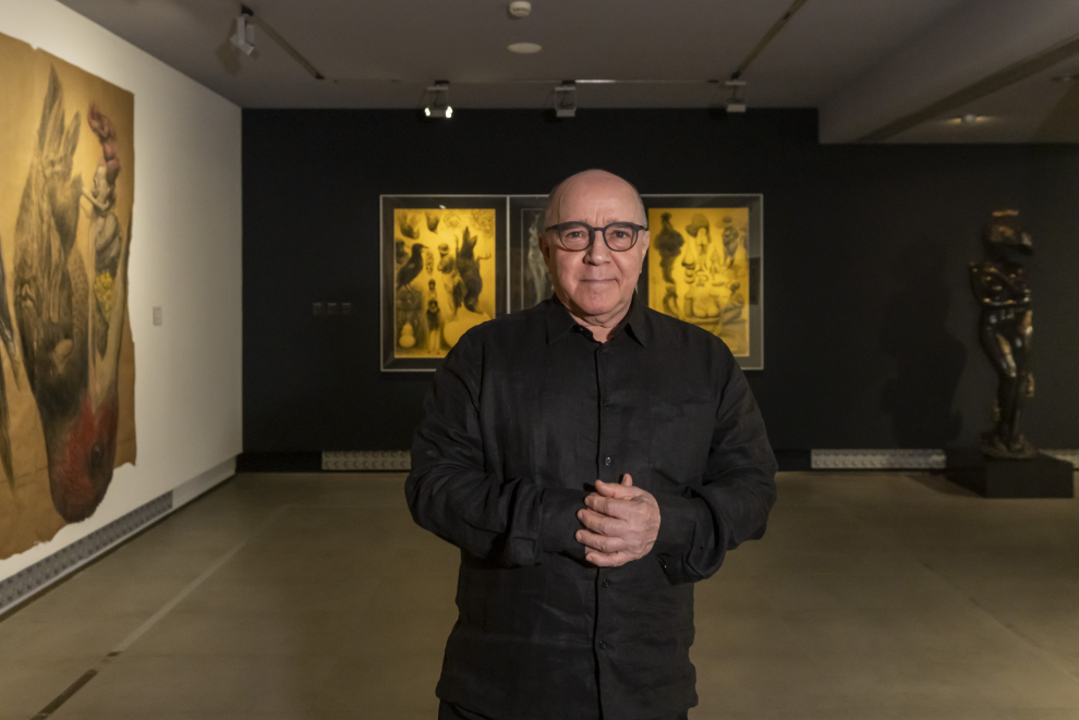 Fotos de la exposición 'Divertimentos del artista cubano Roberto Fabelo ...