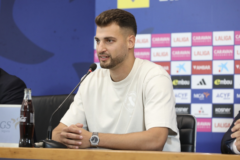Fotos de la presentación del Maikel Mesa, Bakis y Lecoeuche en el Real ...