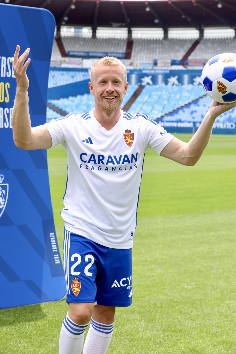 Fotos de la presentación del Maikel Mesa, Bakis y Lecoeuche en el Real ...