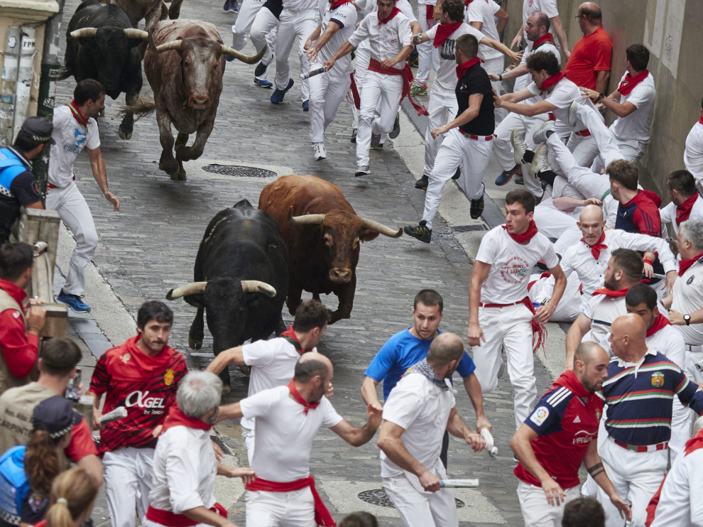 El quinto encierro de San Fermín, en imágenes