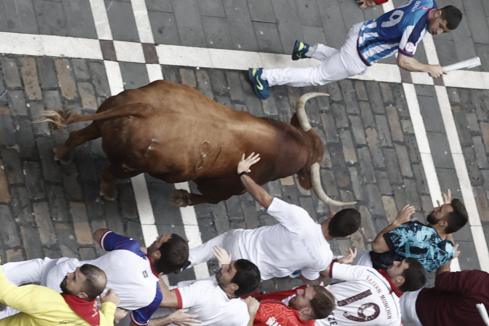 El quinto encierro de San Fermín, en imágenes | Imágenes