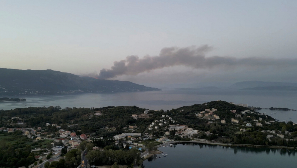 Fotos del incendio en la isla de Corfú y otras zonas de Grecia | Imágenes