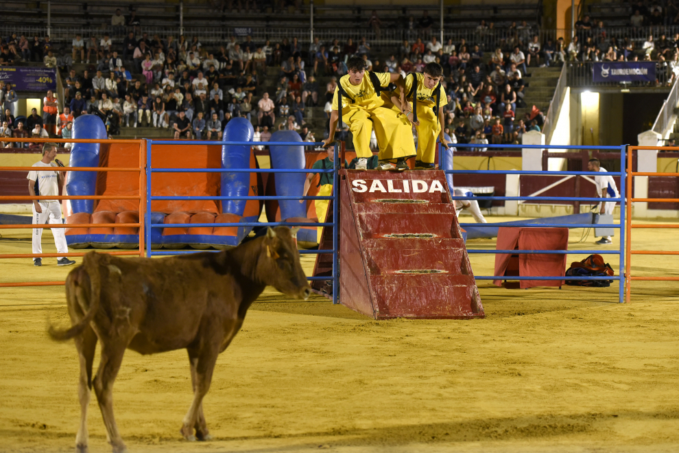 Imágenes del Grand Prix de las Peñas en la plaza de toros de Huesca ...
