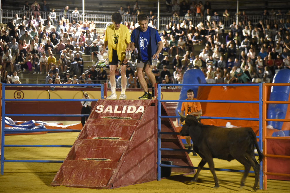 Imágenes del Grand Prix de las Peñas en la plaza de toros de Huesca