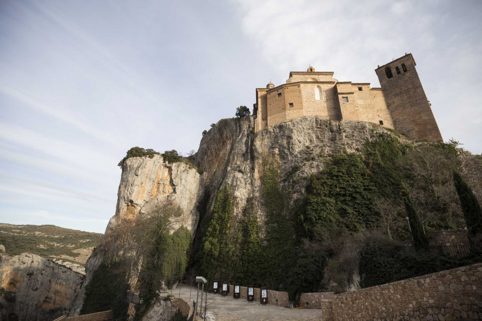 Fotos de la Colegiata de Santa María la Mayor, en Alquézar | Imágenes